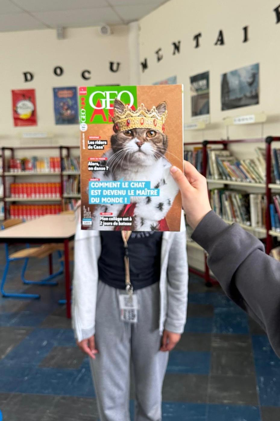 Activité "Bookface" au Club lecture - Collège - Cité Scolaire Le Corbusier