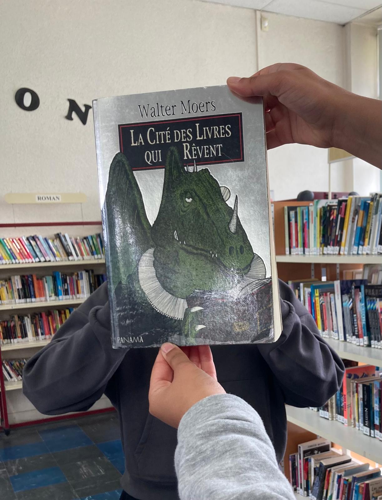 Activité "Bookface" au Club lecture - Collège - Cité Scolaire Le Corbusier